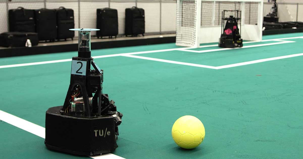 TURTLE - ROBOTS: Your Guide to the World of Robotics