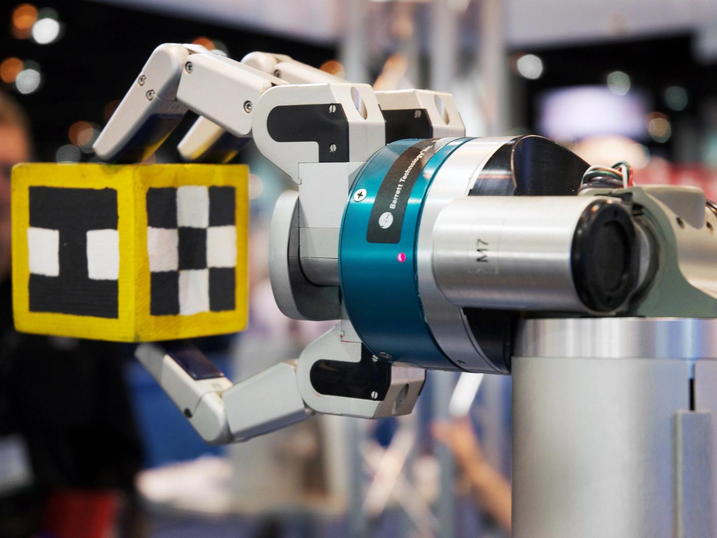 ARM - ROBOTS: Your Guide to the World of Robotics