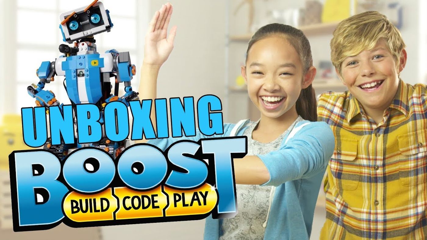 Lego Boost - ROBOTS: Your Guide to the World of Robotics
