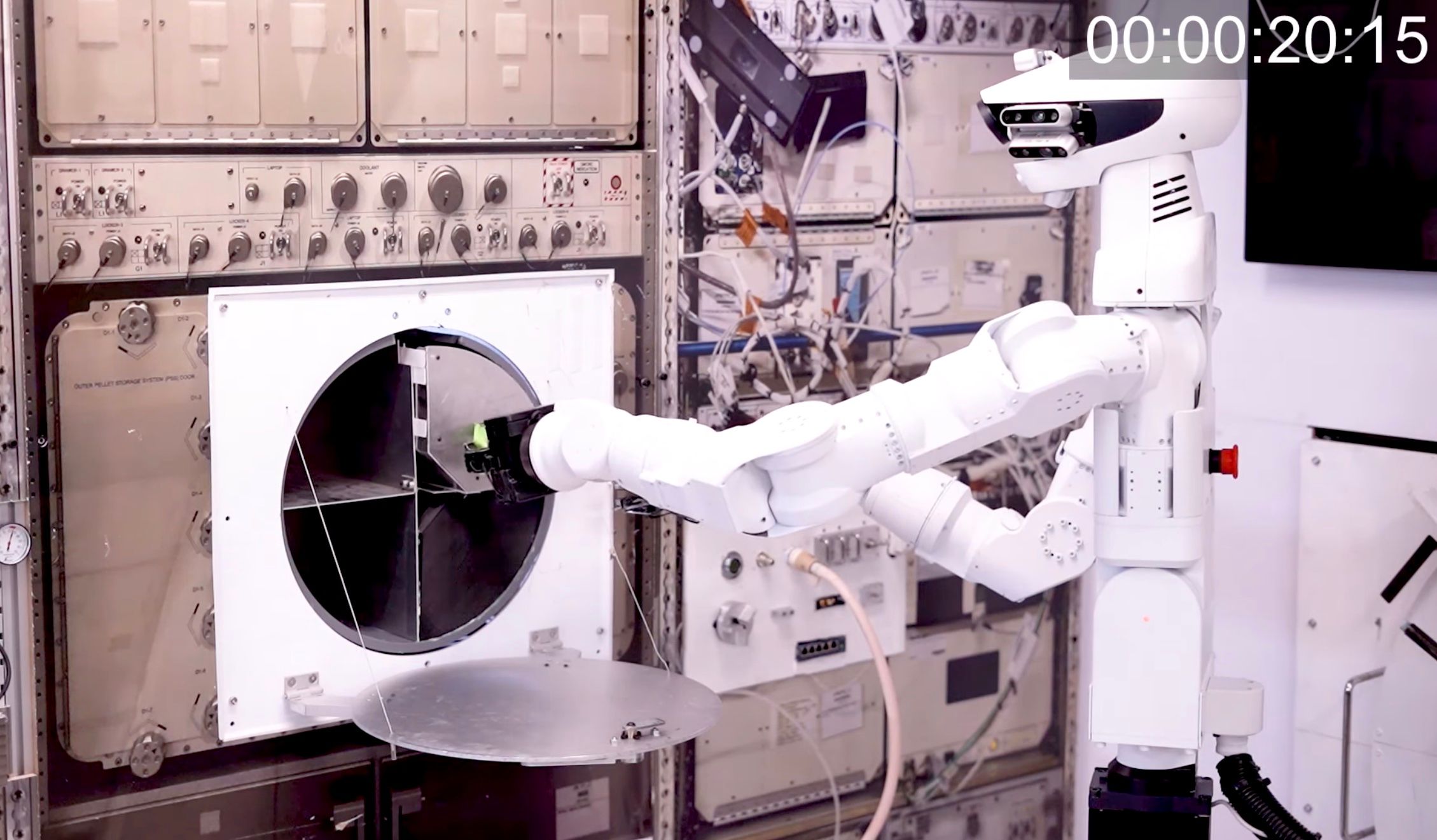 GITAI G1 - ROBOTS: Your Guide to the World of Robotics