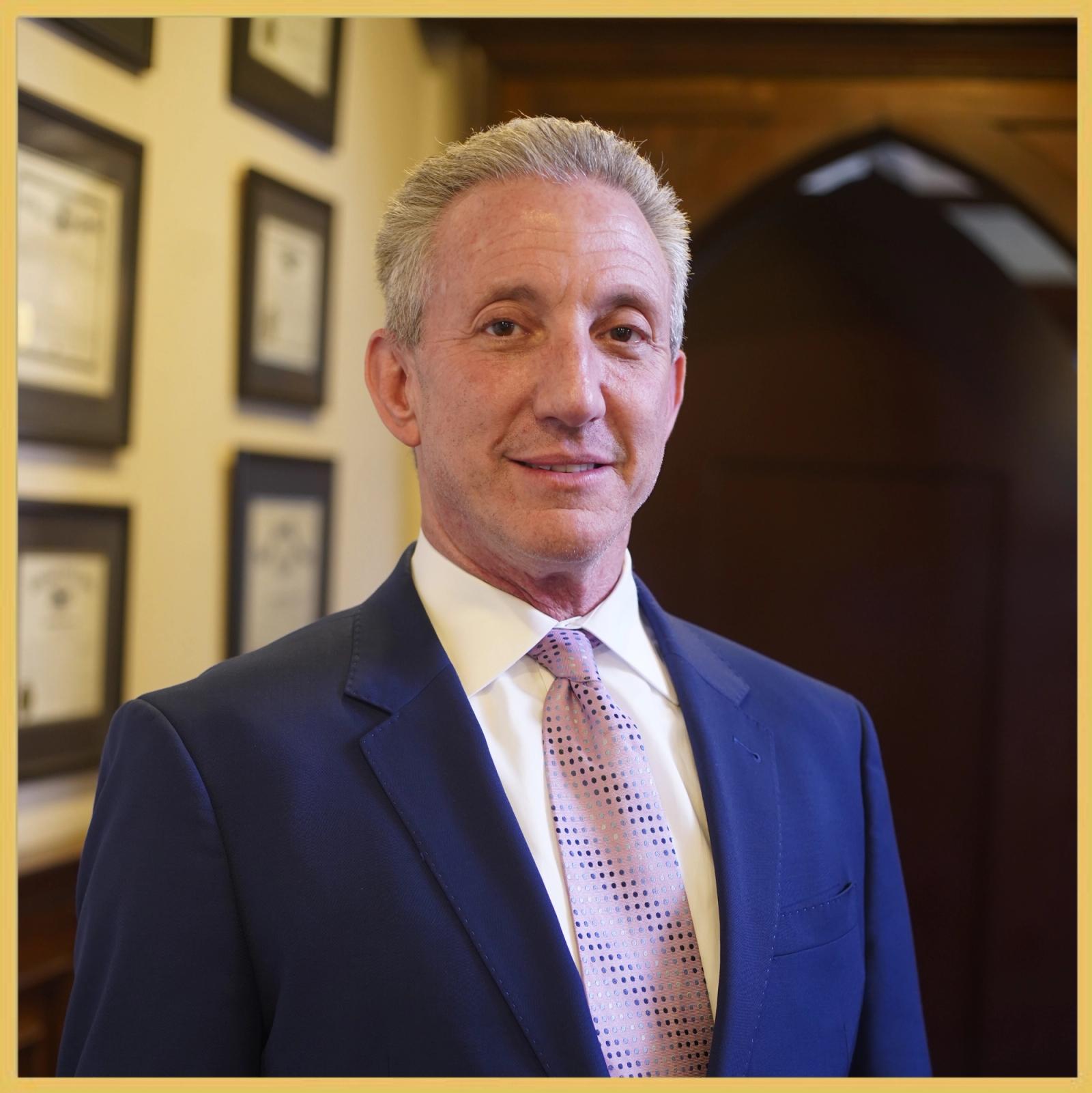 Attorney Jerry Lindheim | van der Veen, Hartshorn and Levin