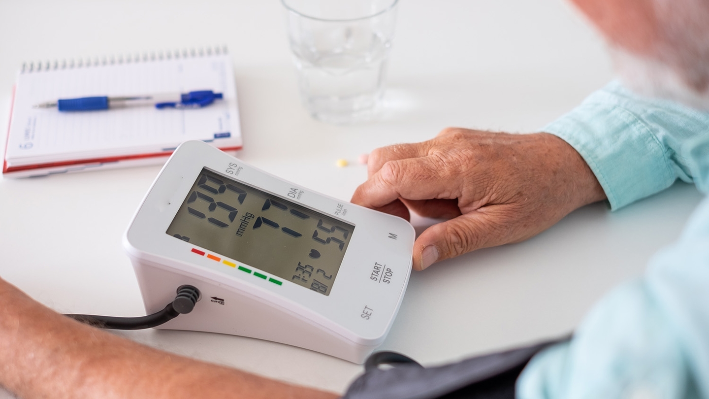 Benefit–harm trade-offs of intensive versus standard blood pressure control – GPnotebook