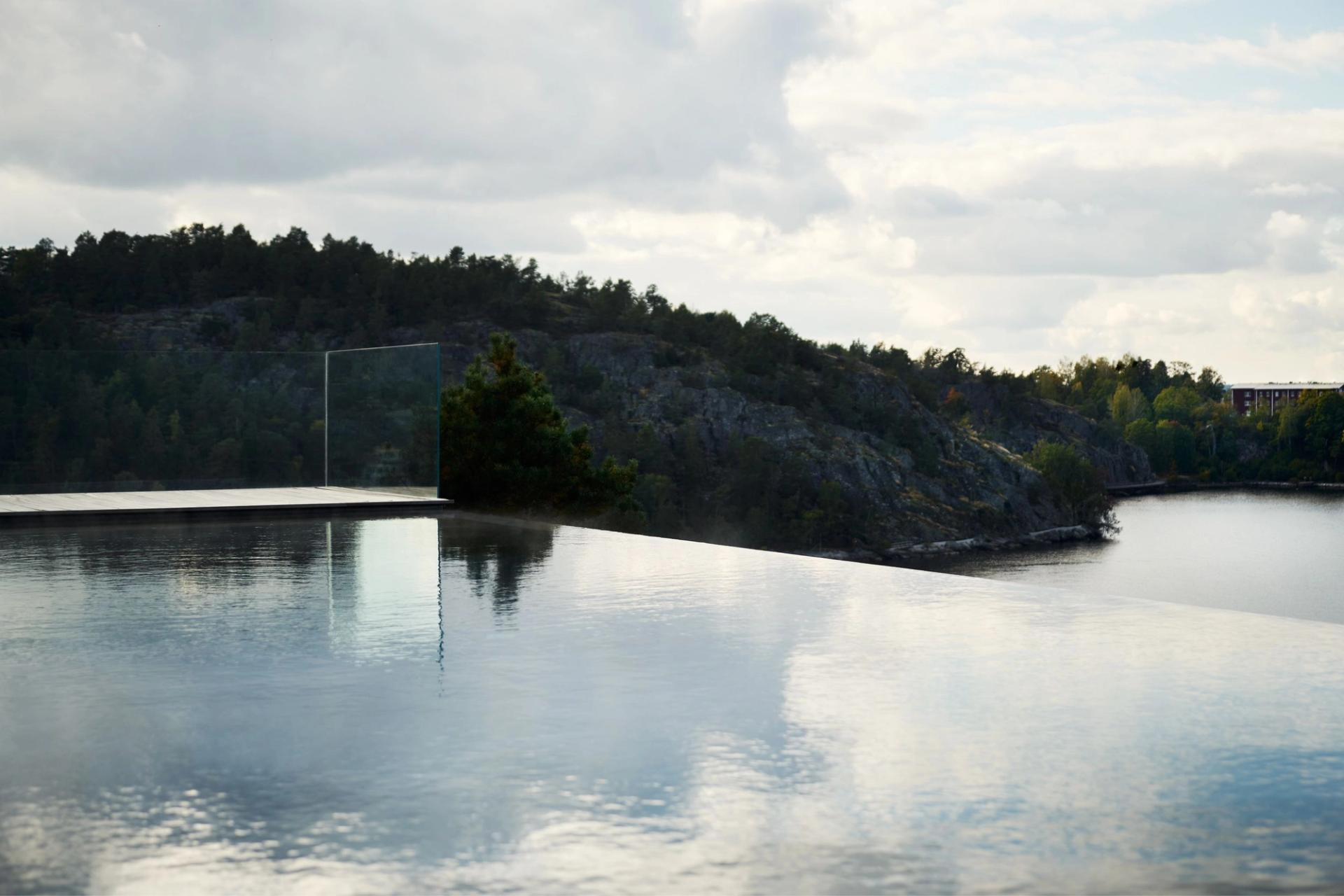 Projekt: Infinity | Mondial Pool Sweden AB