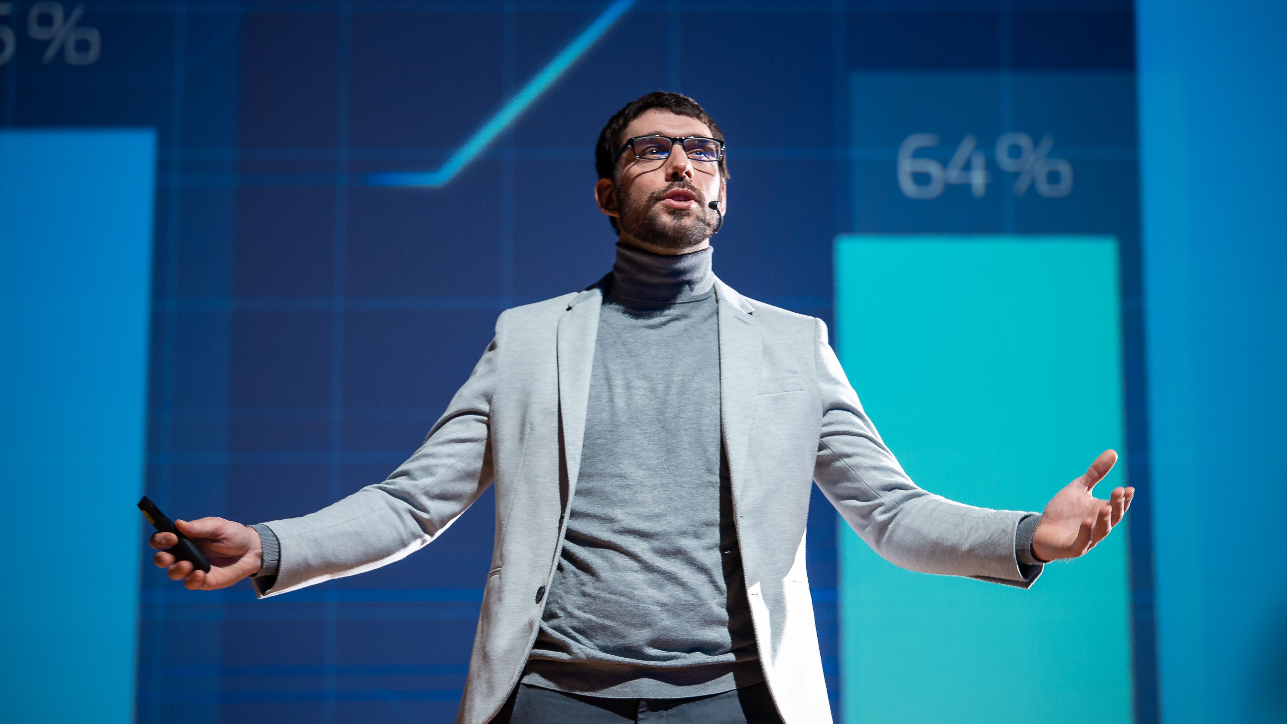 DAM on the Go | Key Use Cases for a DAM Mobile Experience