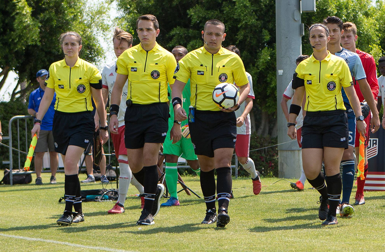 Refr Sports | Referee Management & Assigning Software