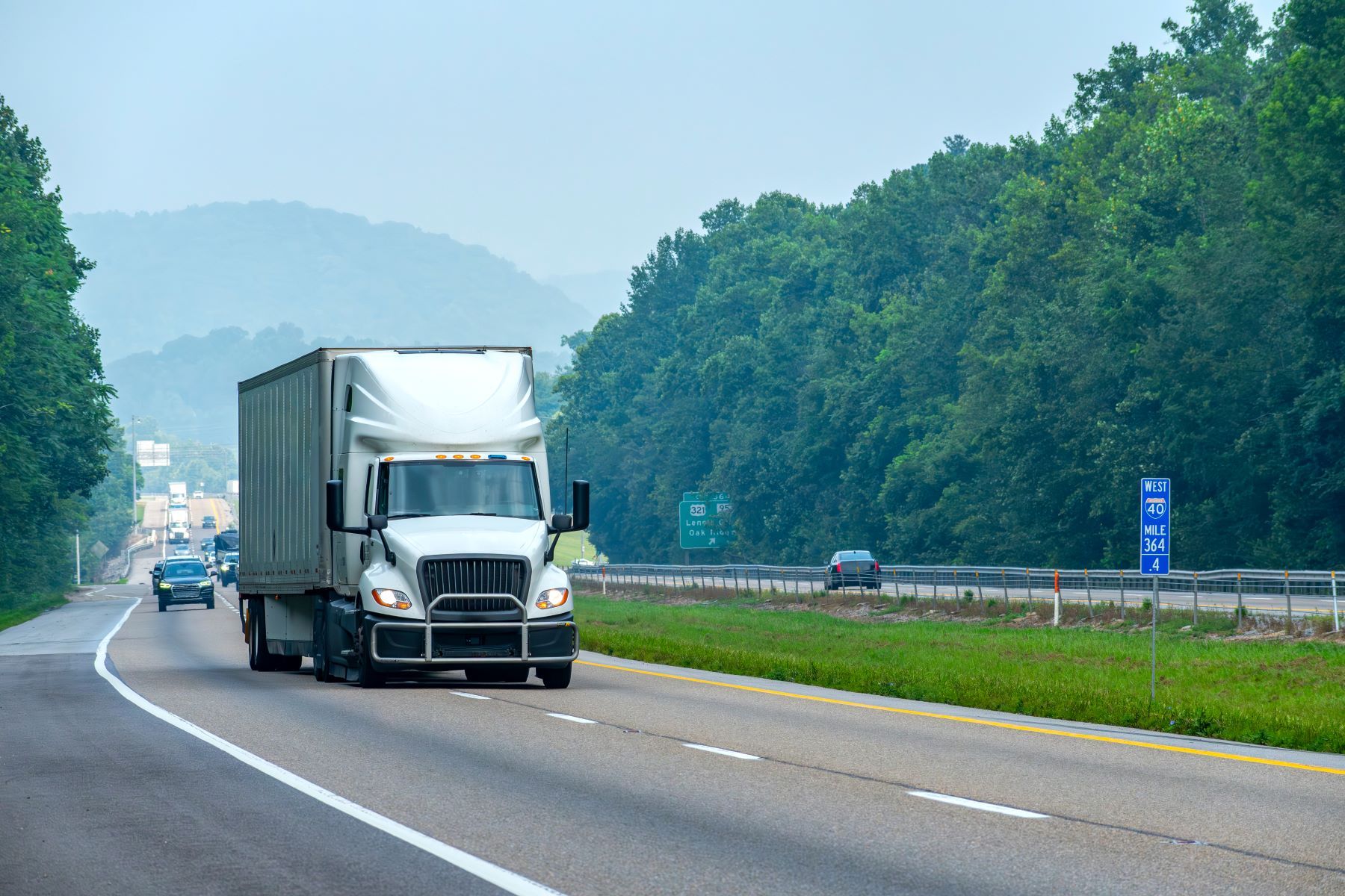 Inadequate Training Leads to Semi-Truck Lane-Change Accident | Case Study