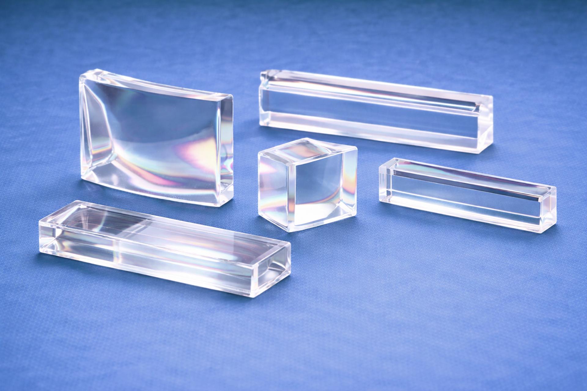 G&H │ Beam Splitter Polymer Optics | Molded Splitter Components