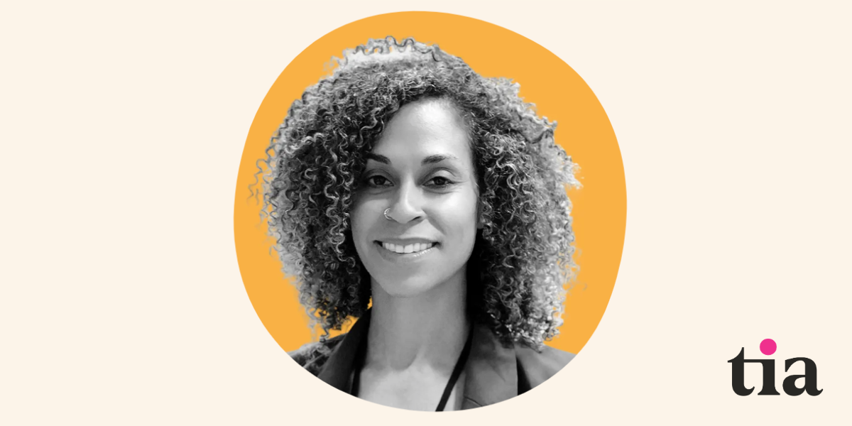 Julia Hunt, LCSW | Tia Los Angeles