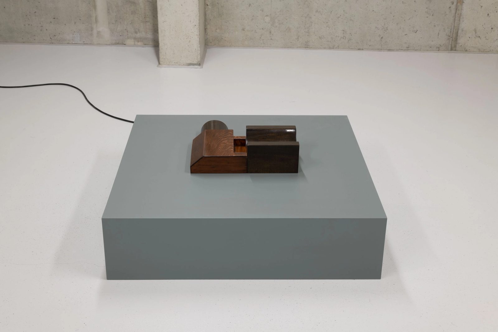 Dora Budor Galerie Molitor — Molitor