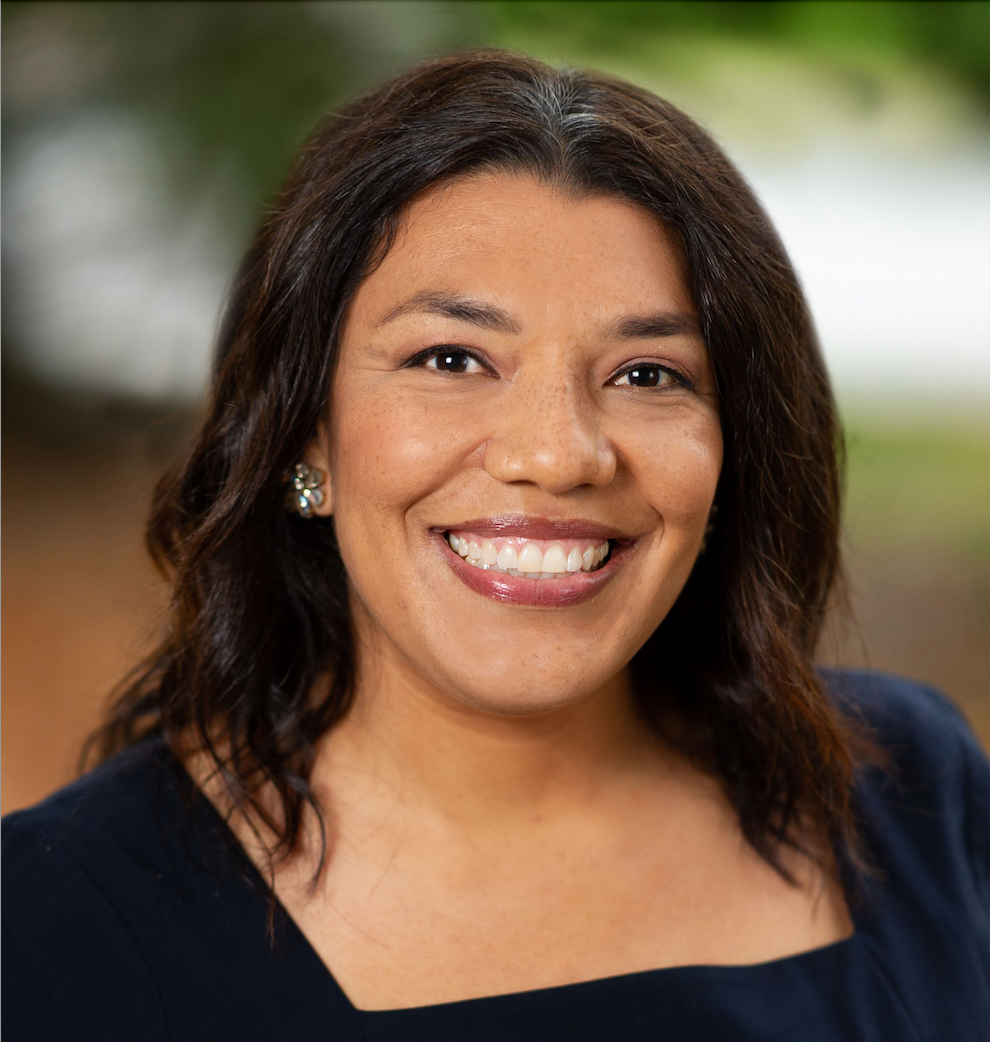 Lisa Roach's Instagram, Twitter & Facebook on IDCrawl