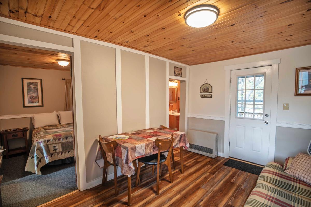 Mount Lincoln Accomodation | Pemi Cabins Lincoln, NH