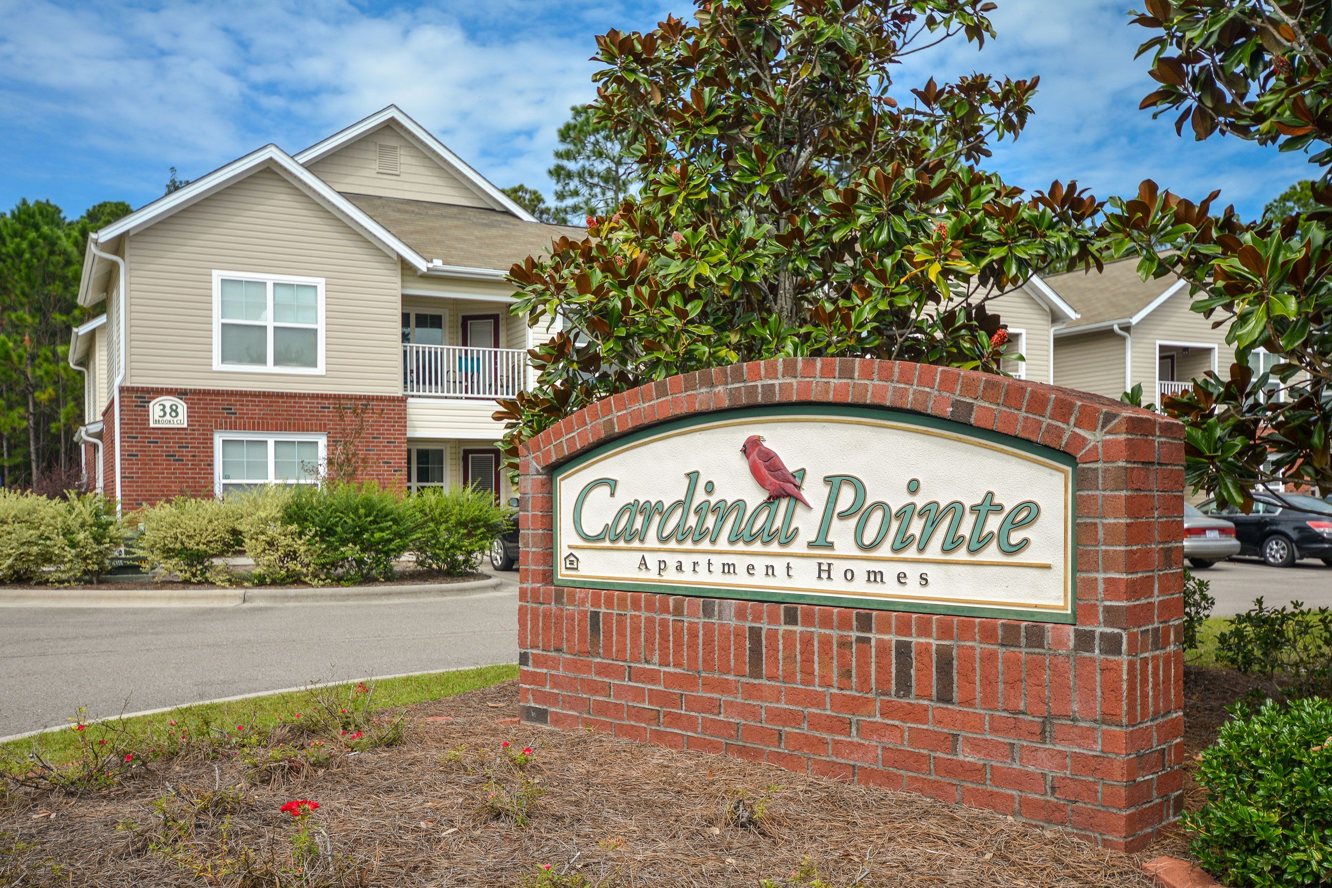 Cardinal Pointe Apartments | NRP Group Communities