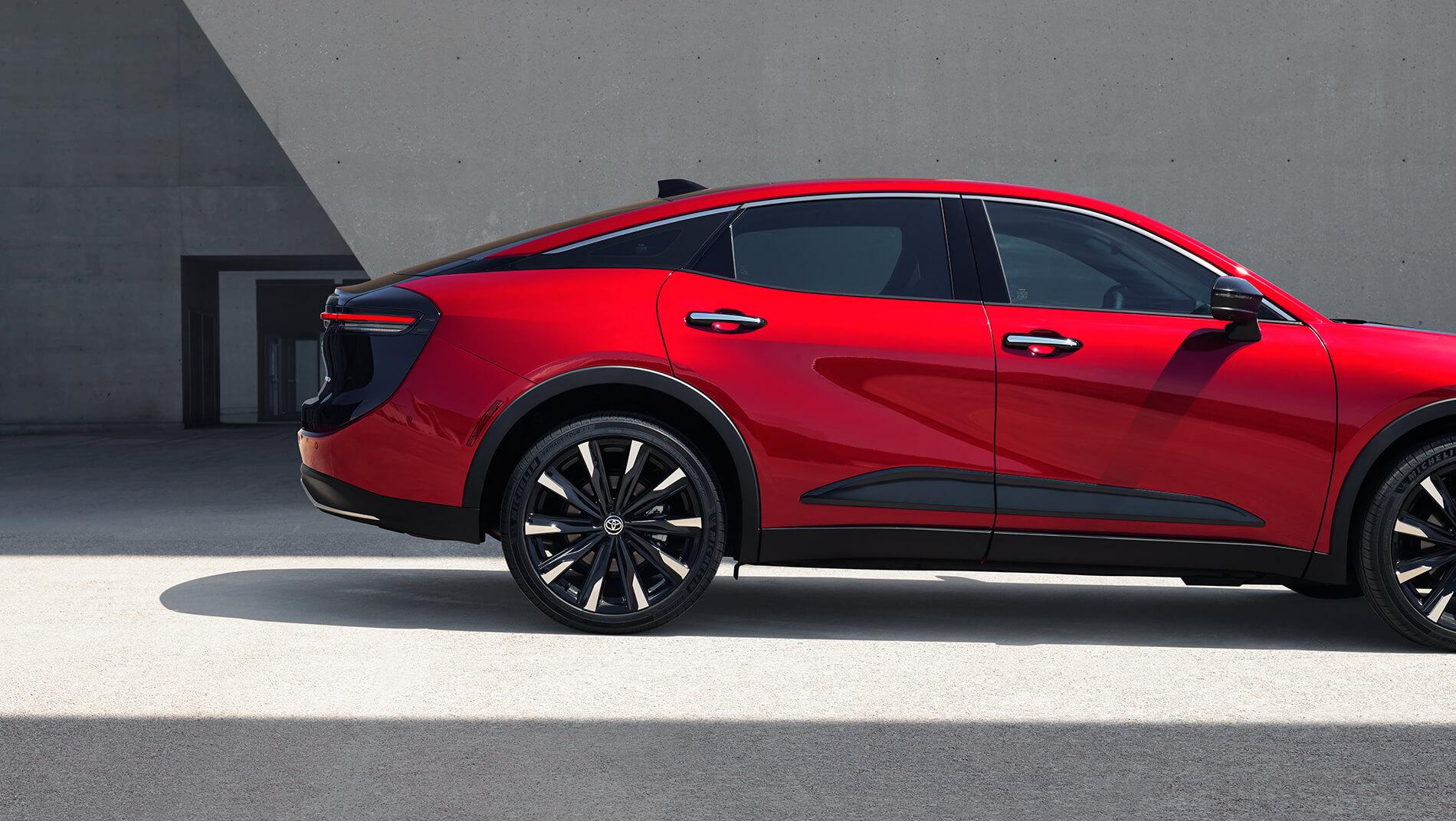 The 2024 Toyota Crown Hybrid | Southeast Toyota Dealers