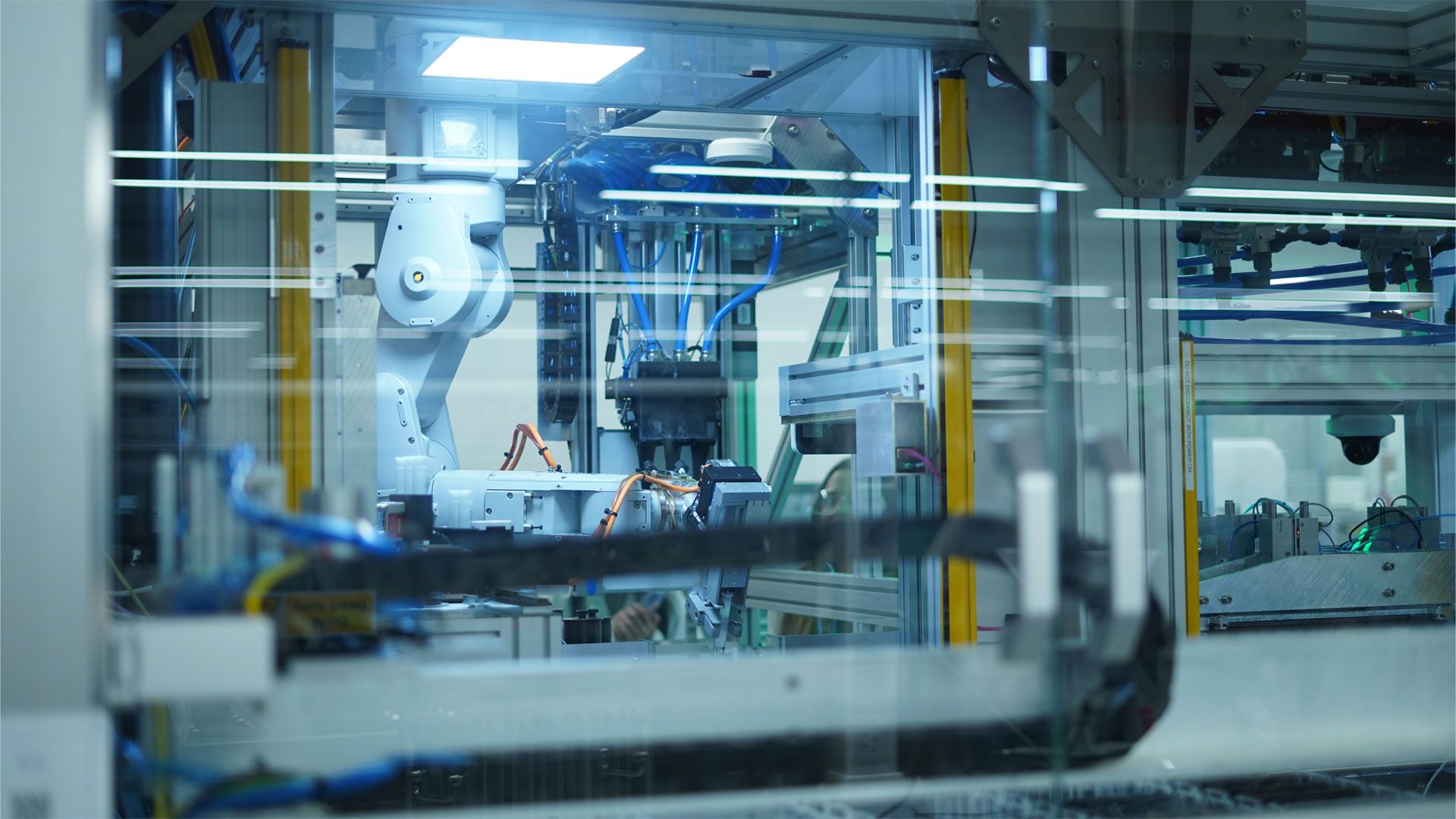 How robots help design our beauty products | Unilever