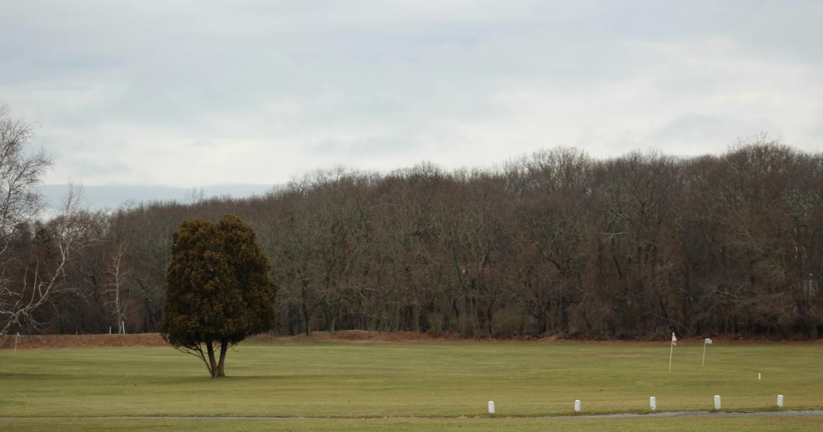 Island's End Golf & Country Club