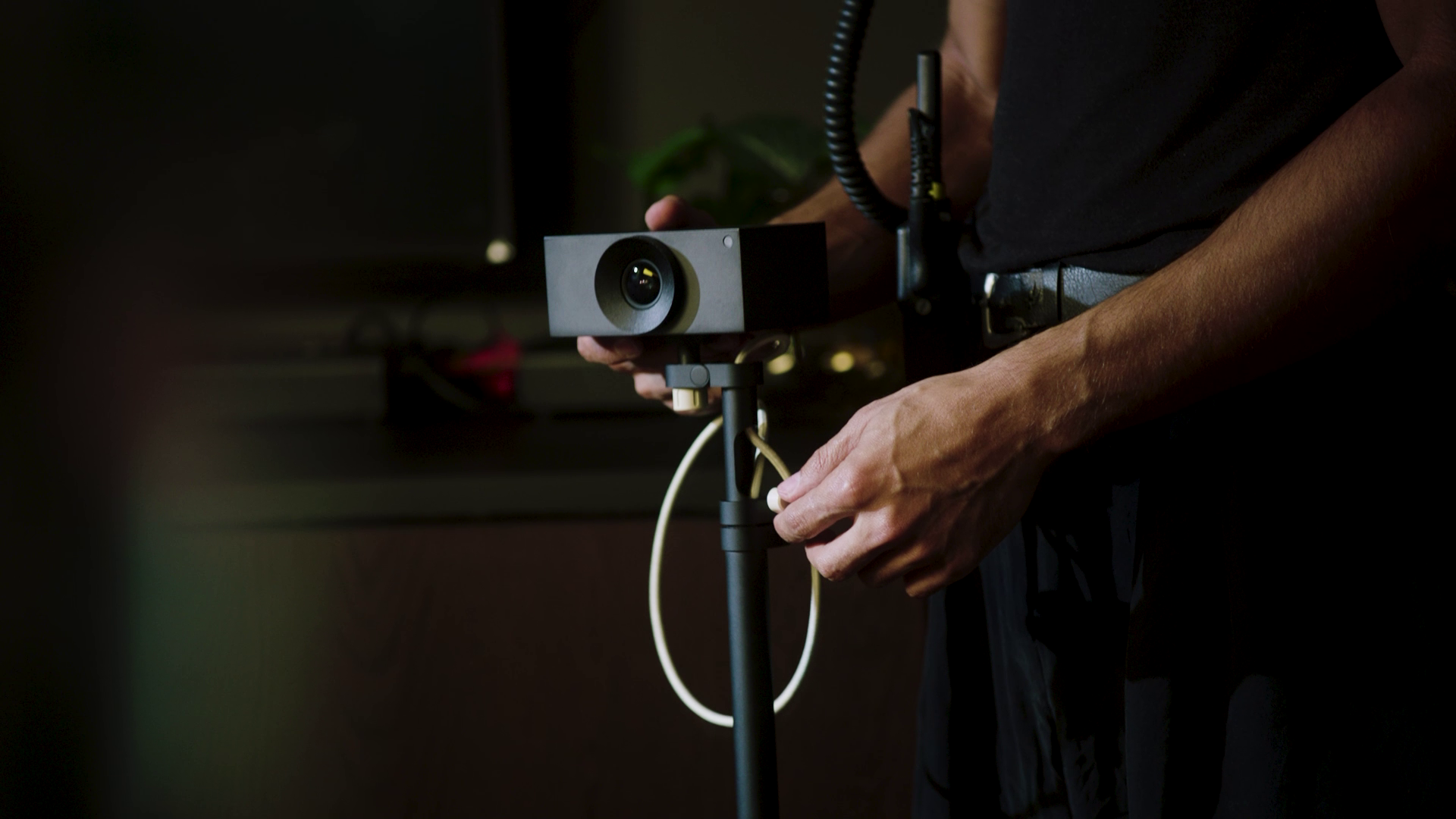 Huddly premieres world’s first AI director in new multi-camera ...