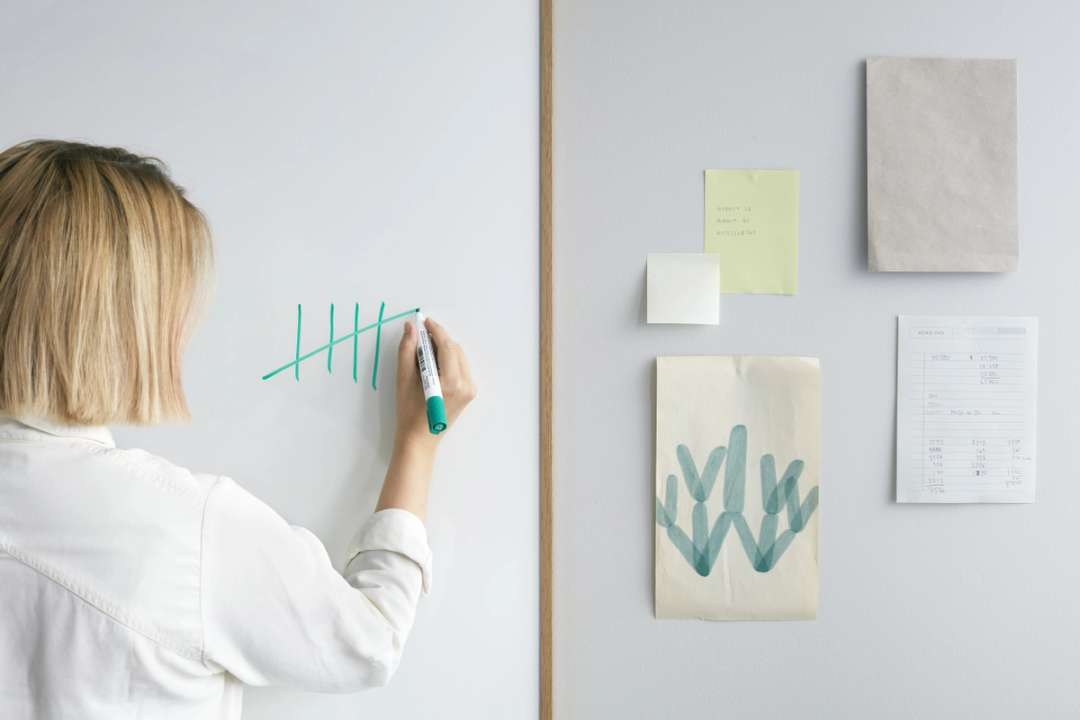 Huddly Canvas | For whiteboards in any space | Huddly | Huddly