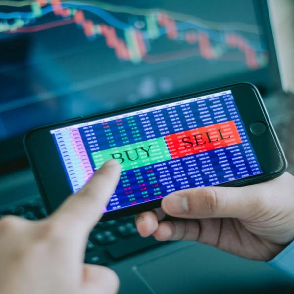 Aktien stiger på rapport - banken ser köpläge | Aktiespararna