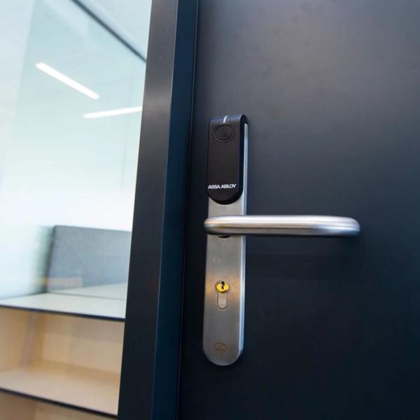 Assa Abloy höjer utdelningen mer än väntat | Aktiespararna