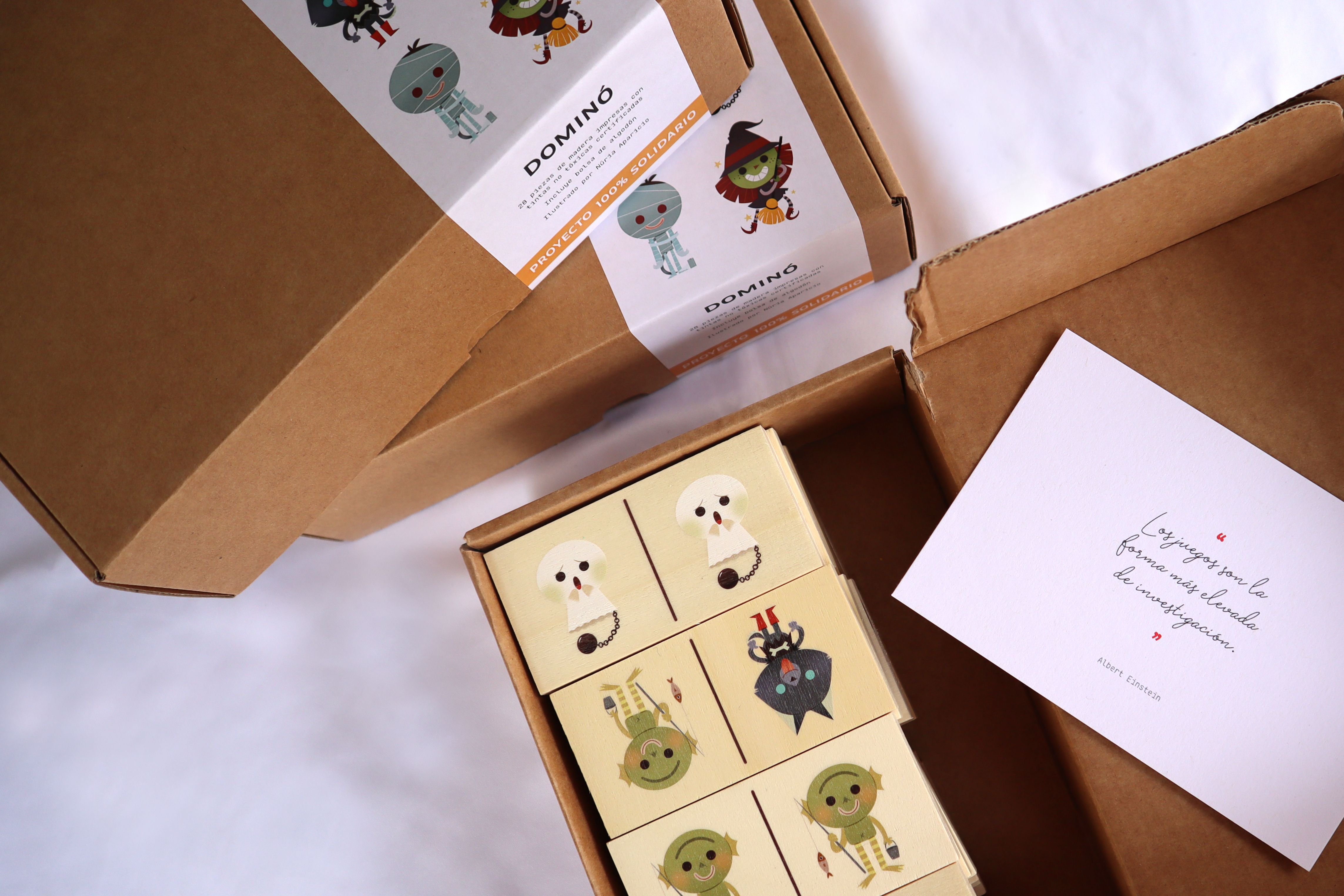 Movie Monsters Domino / Núria Aparicio