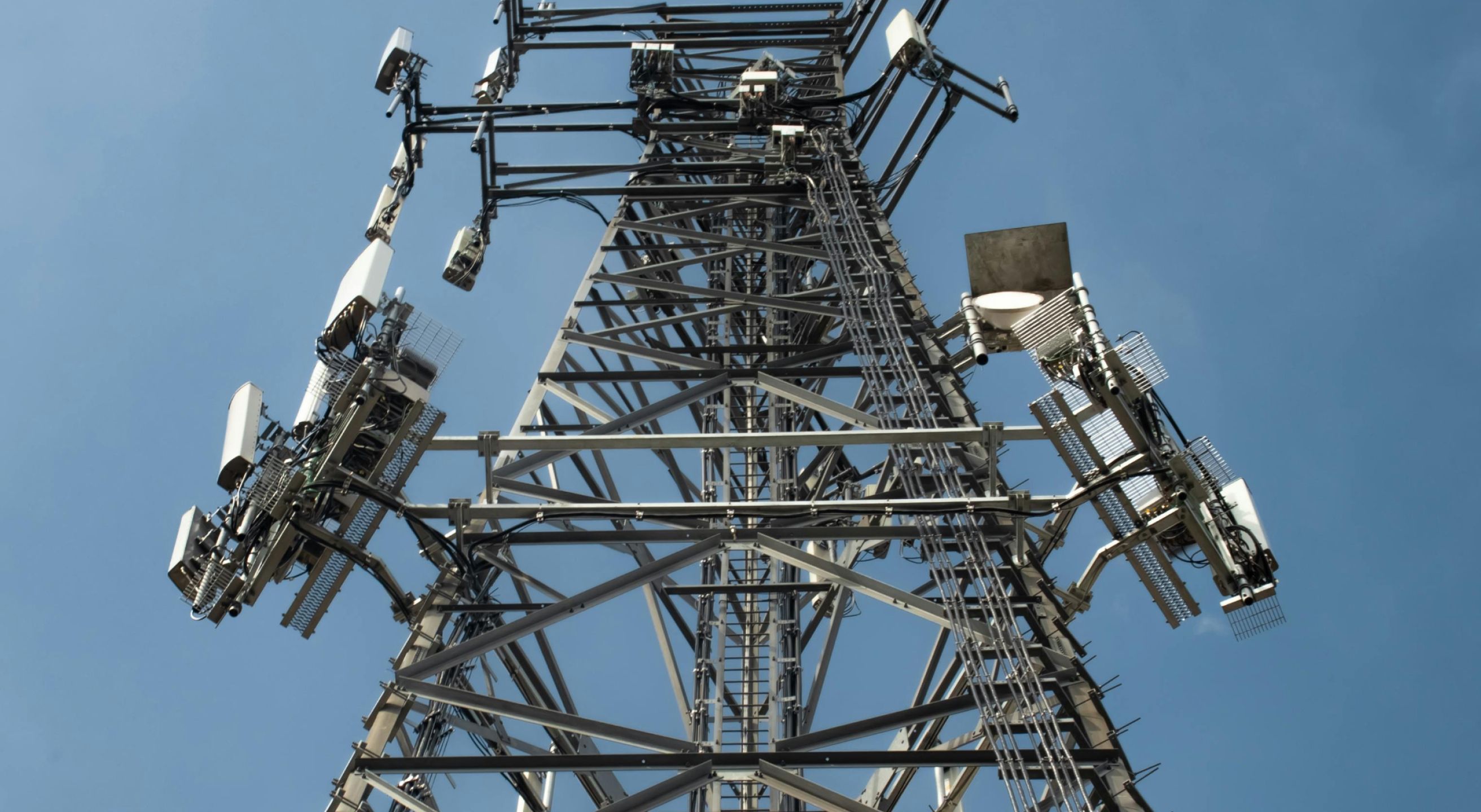 SS7 Attack Explained: Risks & Prevention | Cape - Cape