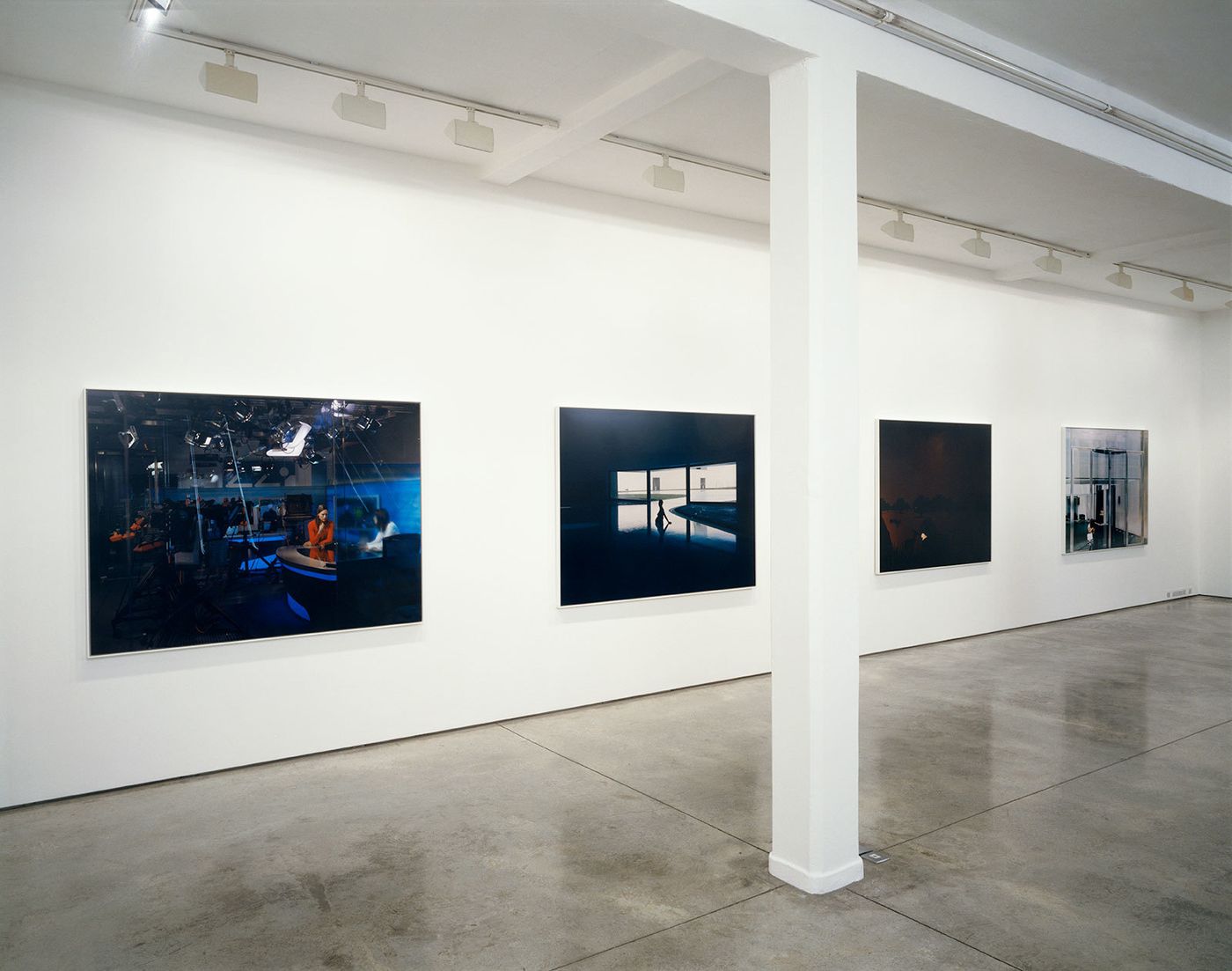 Maureen Paley – Hannah Starkey