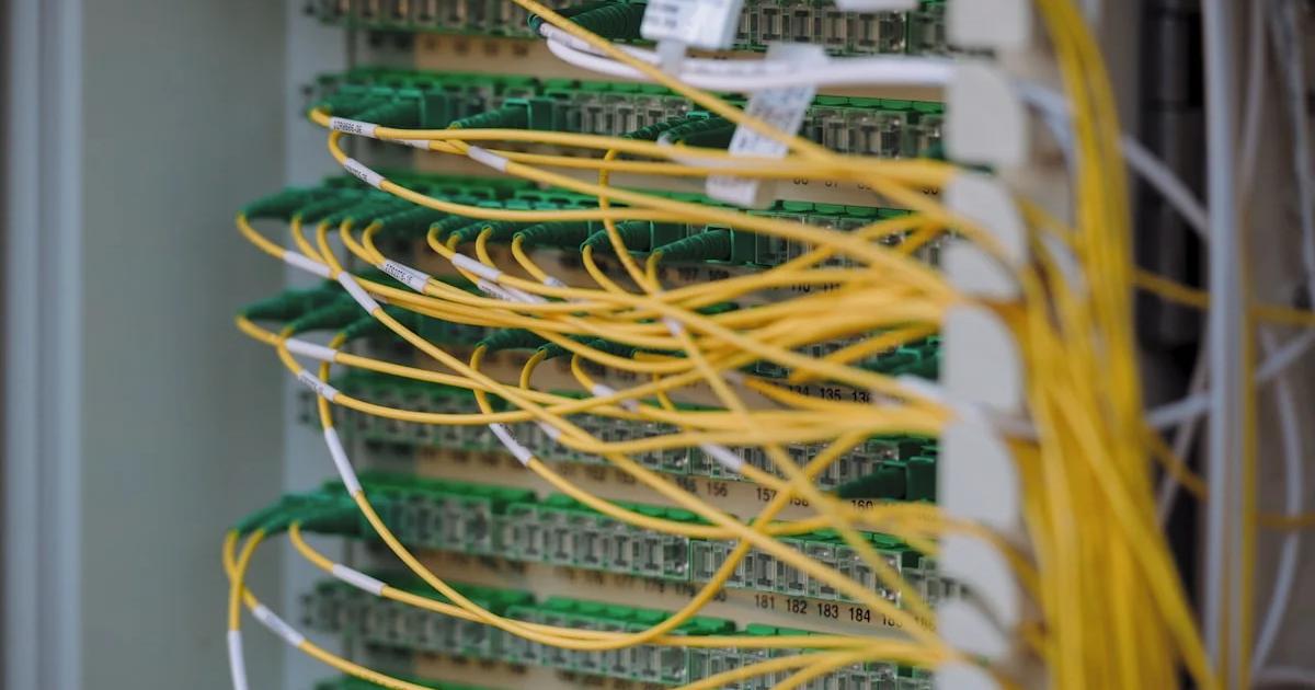 Vercel vs Netlify 2026: Complete Comparison Guide | TECHSY