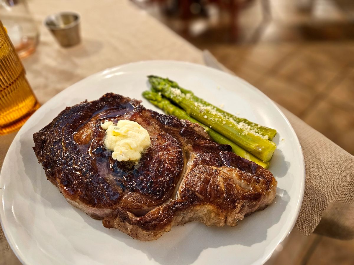 A Road Trip for Restaurants with Local Beef - City Cast Las Vegas