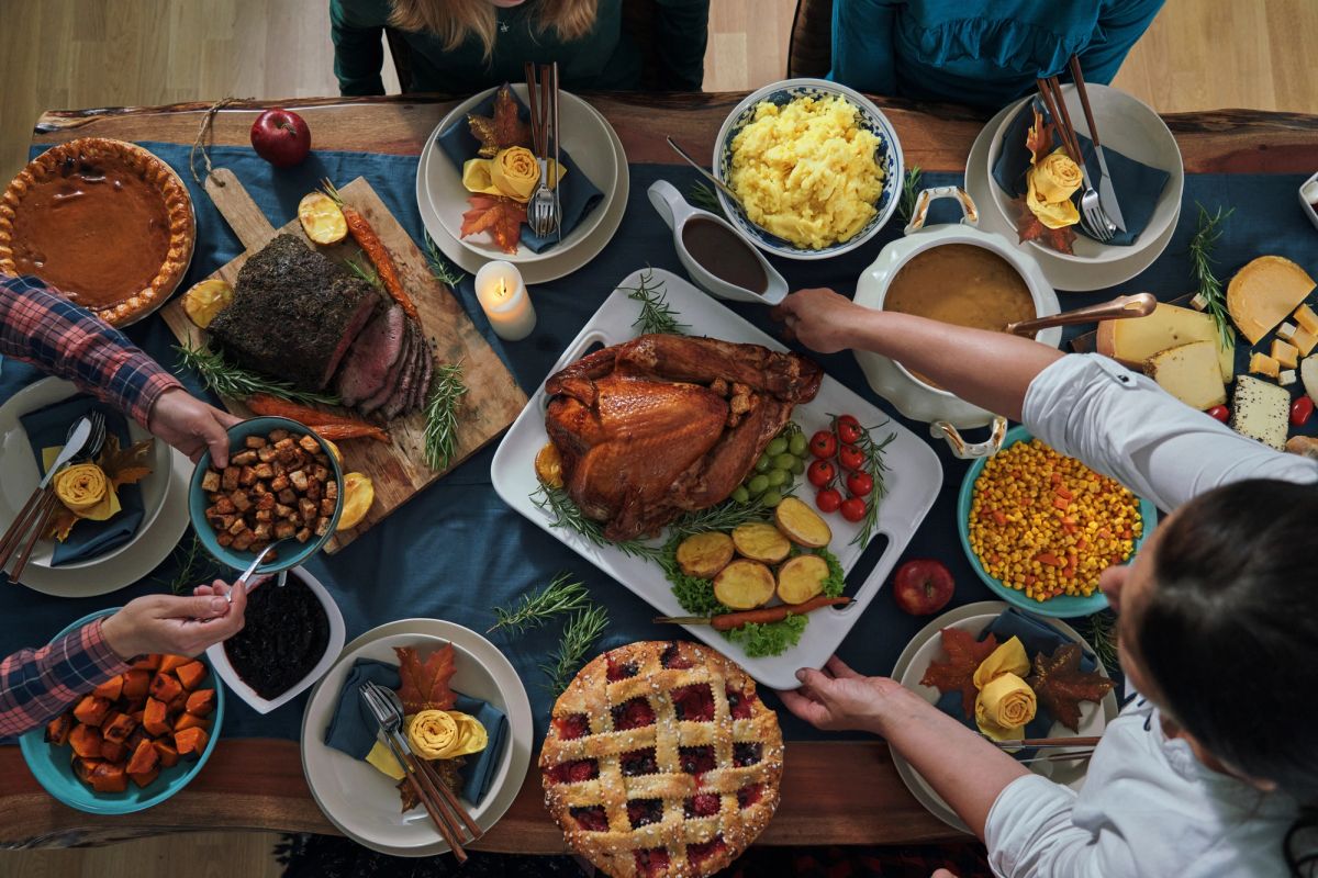 Denver Restaurants Offering Thanksgiving Dinner To-Go - City Cast Denver