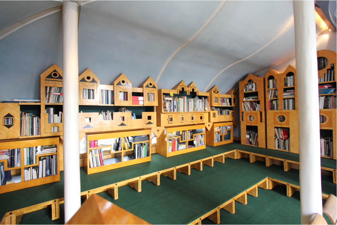 Charles Jencks’ Biography | The Cosmic House