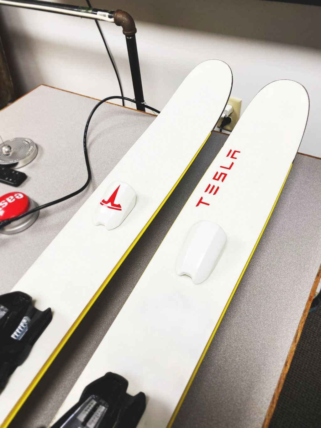 Tesla Powered Electric Ski · J skis • Limited Edition skis designed by ...