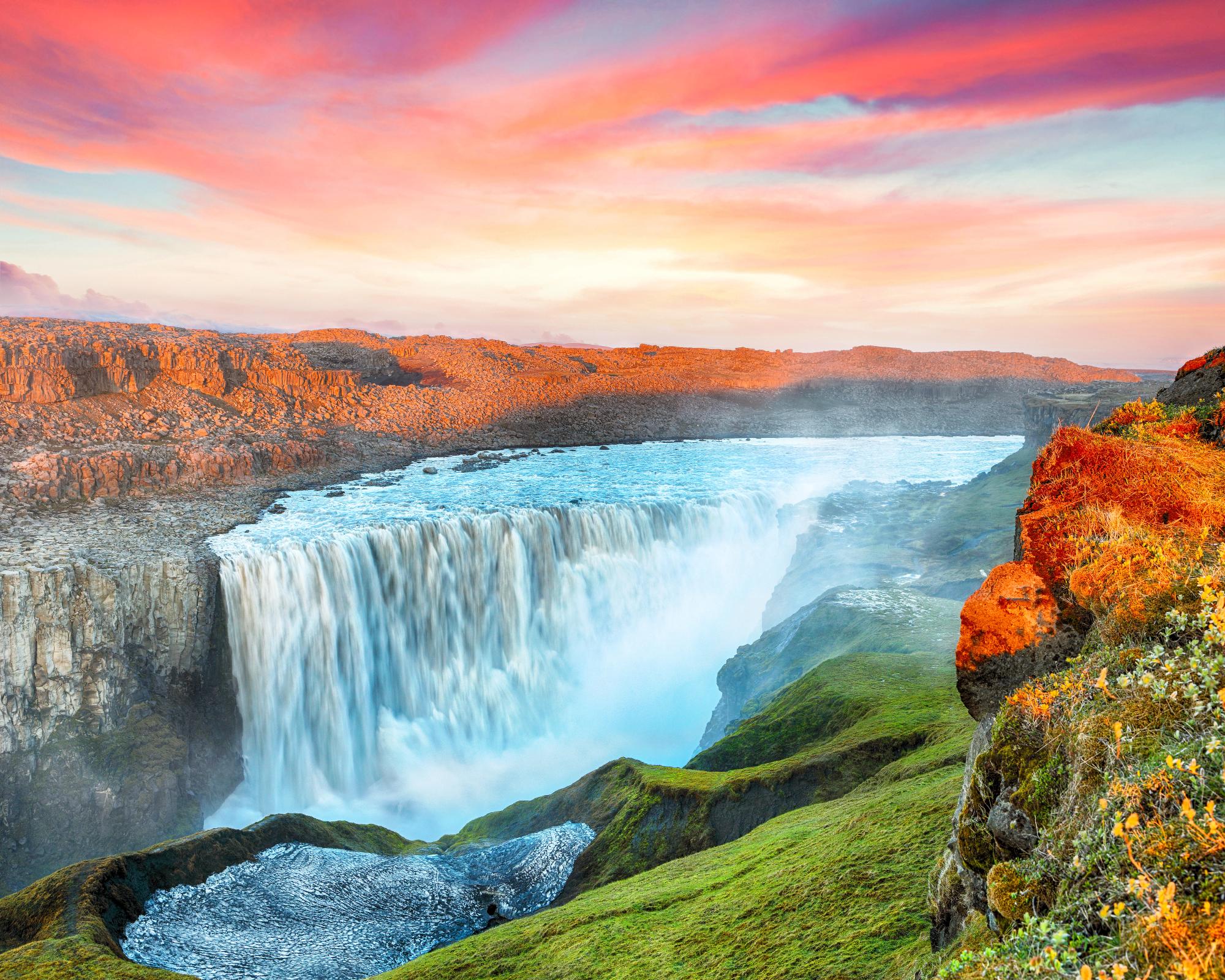 Guide to Goðafoss: All about the Waterfall of the Gods