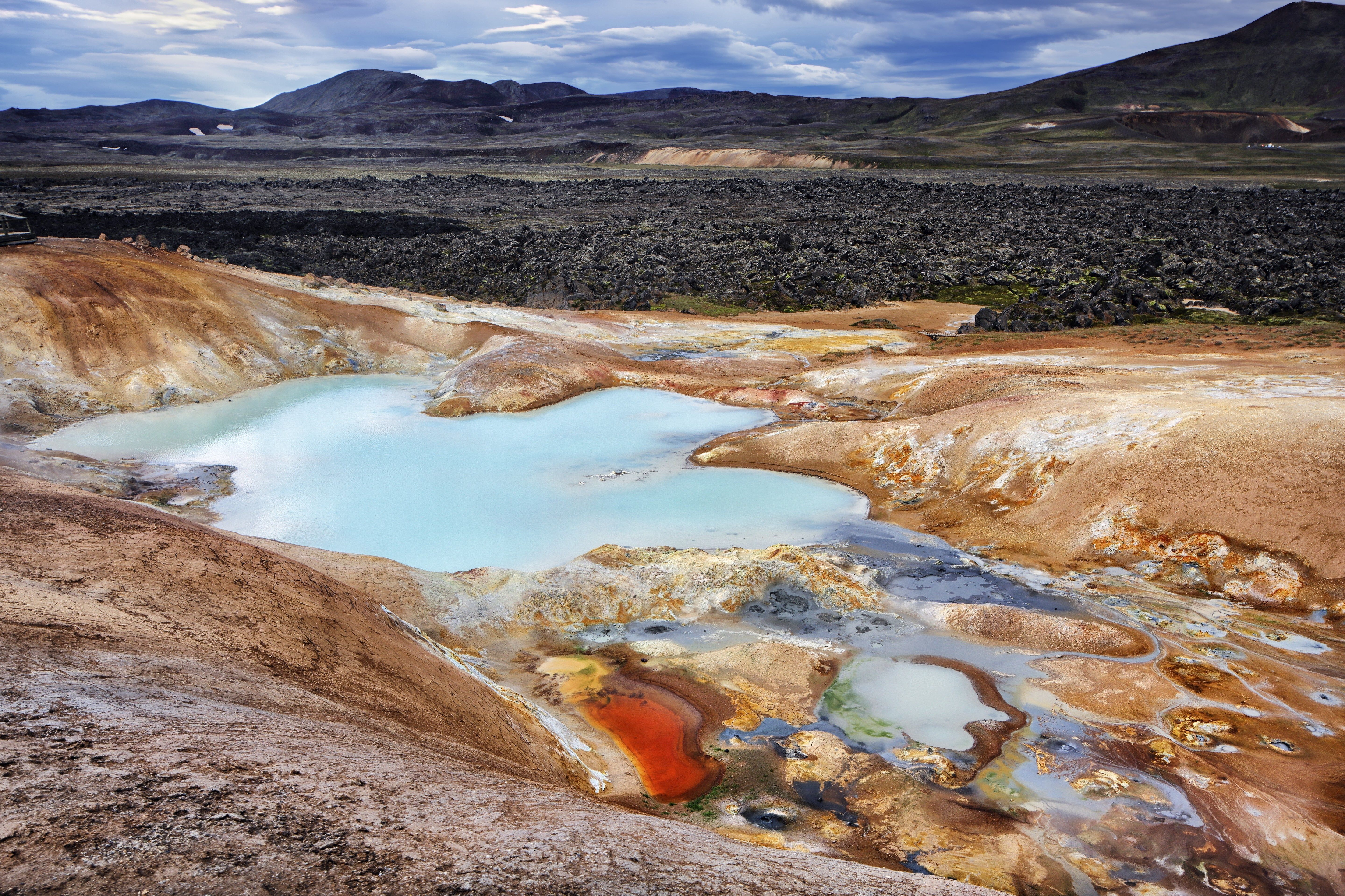 Discover Iceland's Mars-like Landscape: Leirhnjúkur Lava Fields