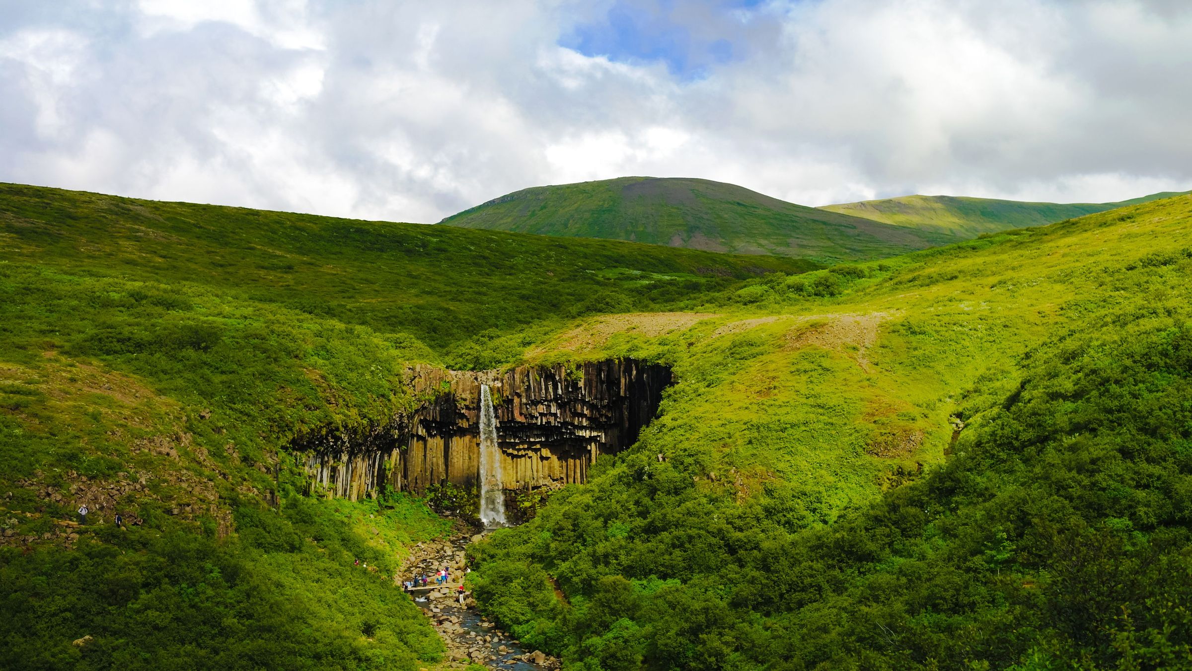Complete Guide to Morsárfoss Waterfall: Iceland's Tallest Cascade