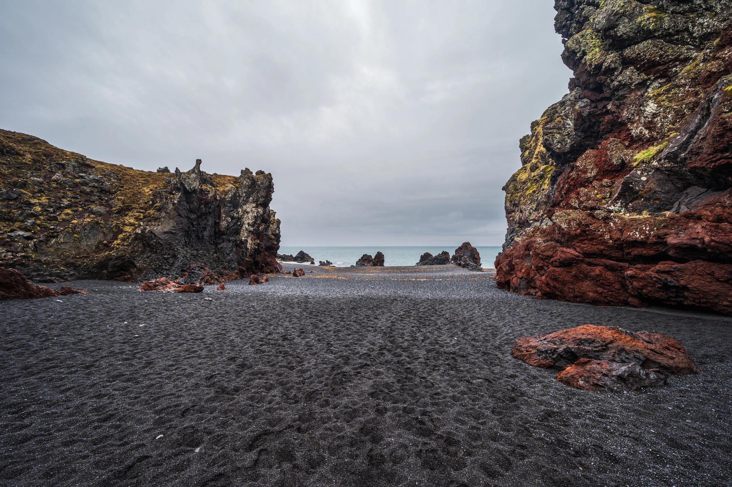 Saxhóll Crater: Guide to Visiting West Iceland's Geological Wonder