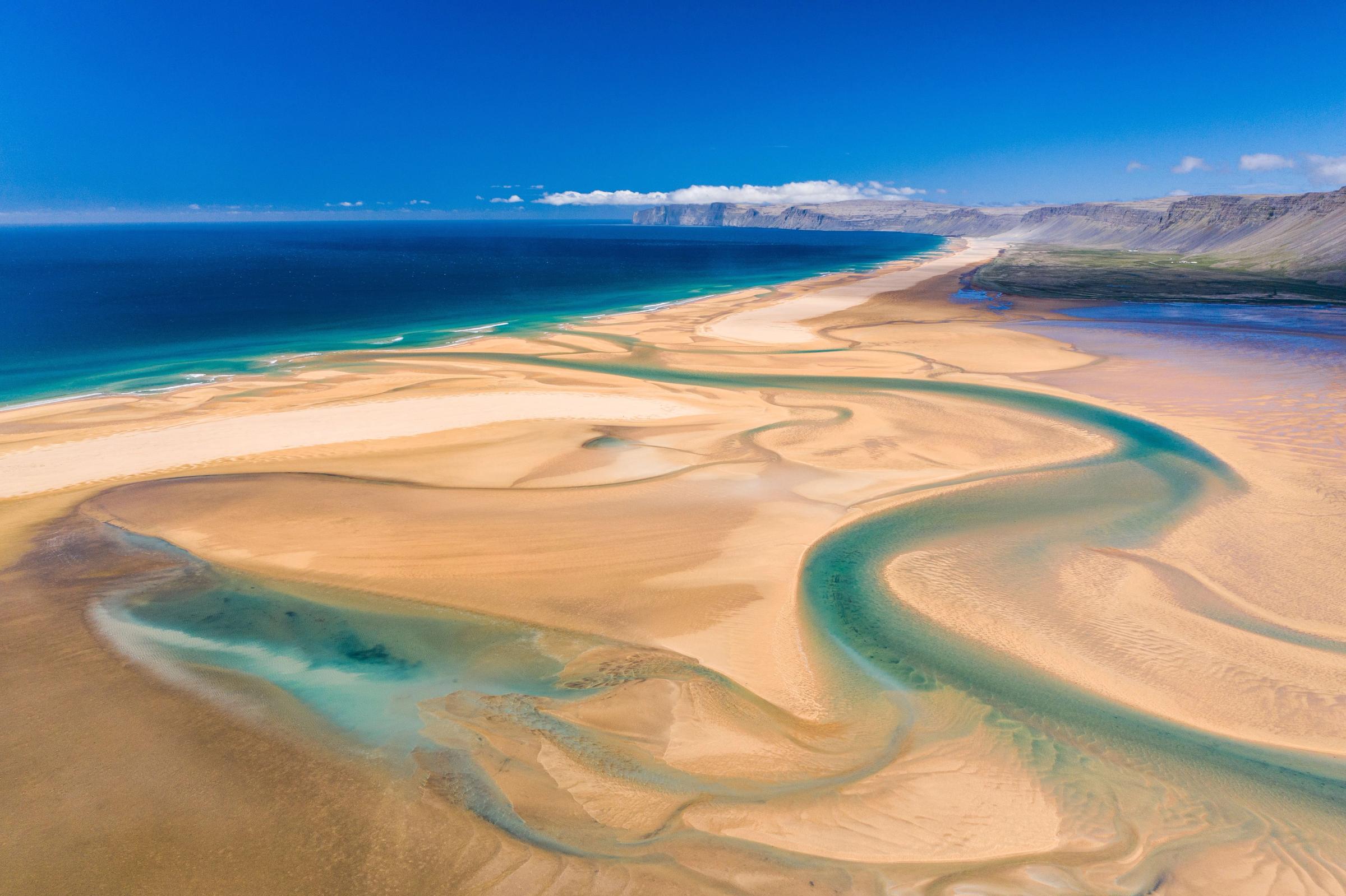 Seaside Serenity: Discovering the 9 Best Beaches in Iceland