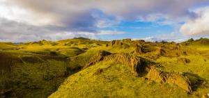 What Continent is Iceland in, Europe or North America?