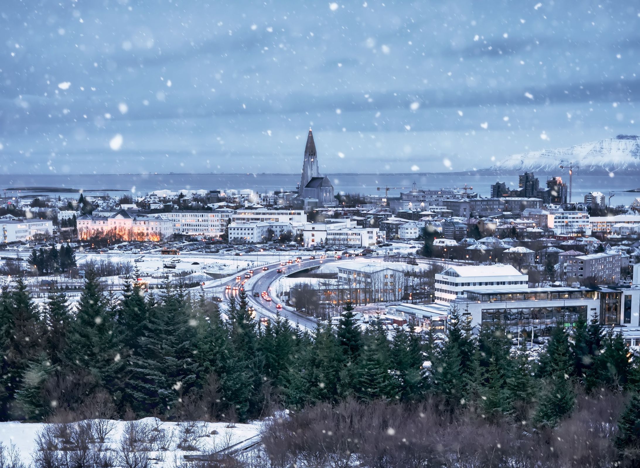 Does it snow in Iceland? A Full Monthly Breakdown