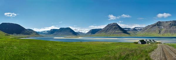 Daylight Hours in Iceland by Month: A Full Guide