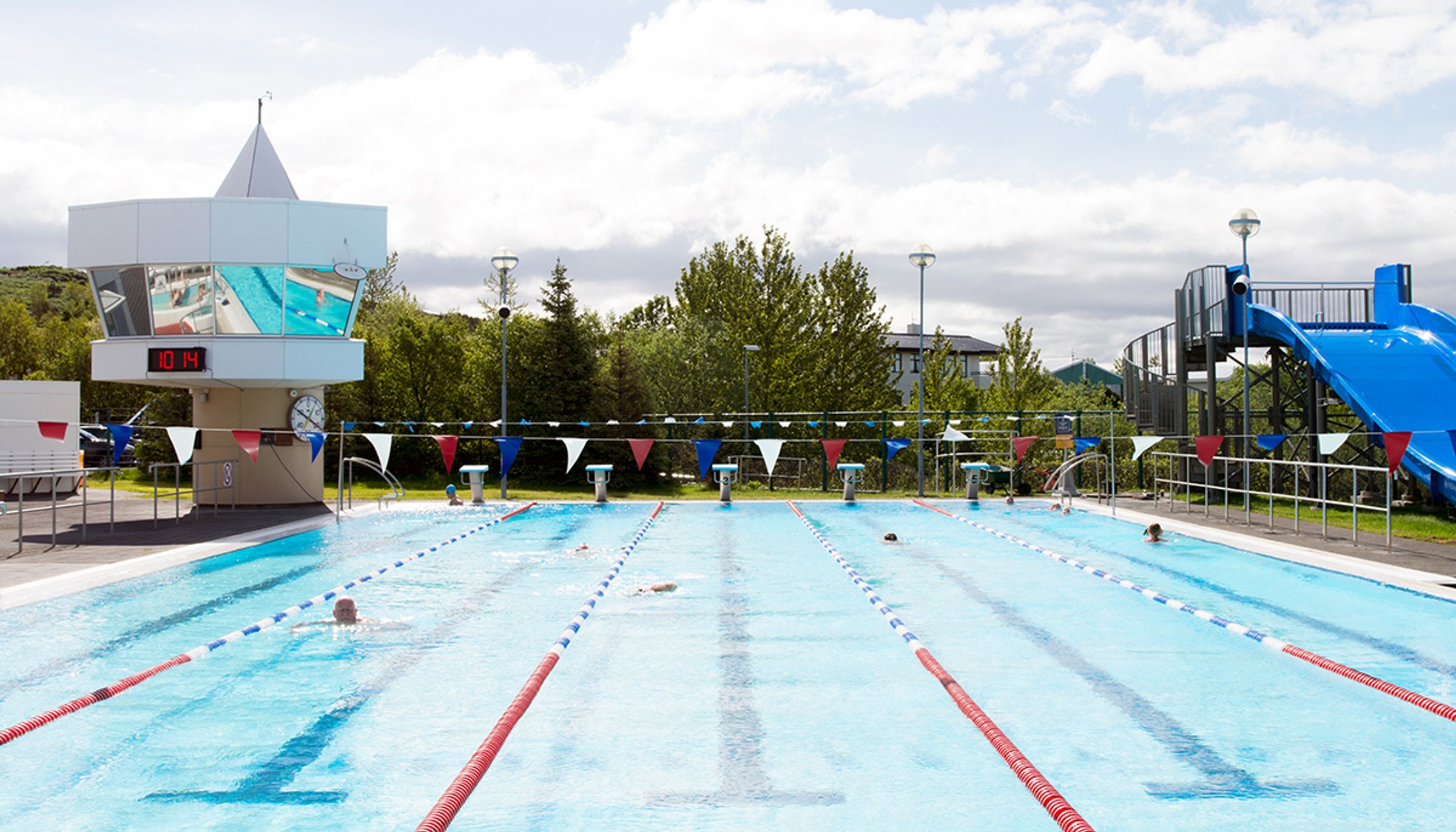 The Best Swimming Pools in Reykjavik: Hot Pots, Lagoons & Tips