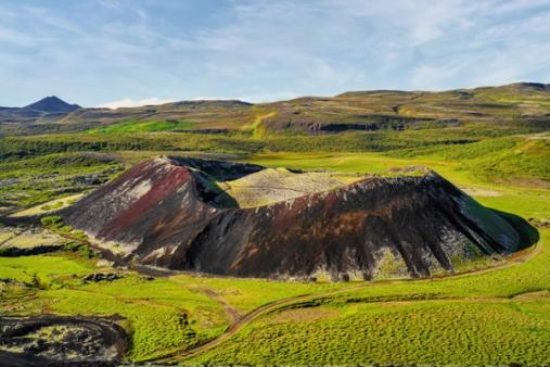 Daylight Hours in Iceland by Month: A Full Guide