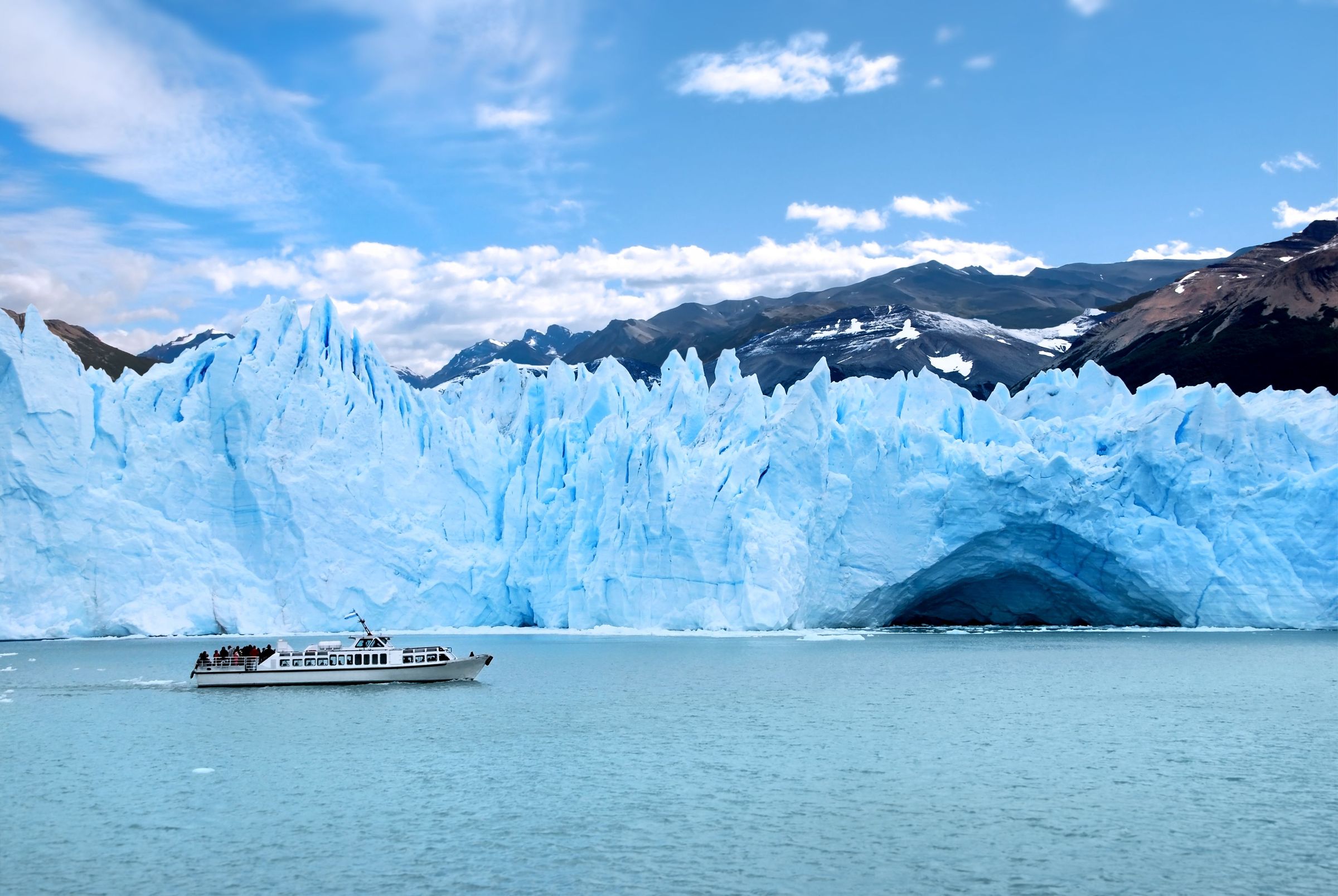 Complete Travel Guide of Jökulsárlón Glacier Lagoon: Iceland's Crown Jewel
