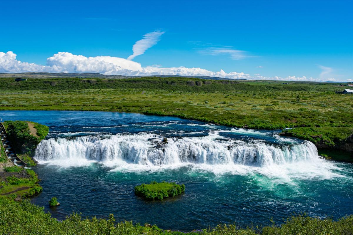Complete Travel Guide to Faxi Waterfall in Iceland