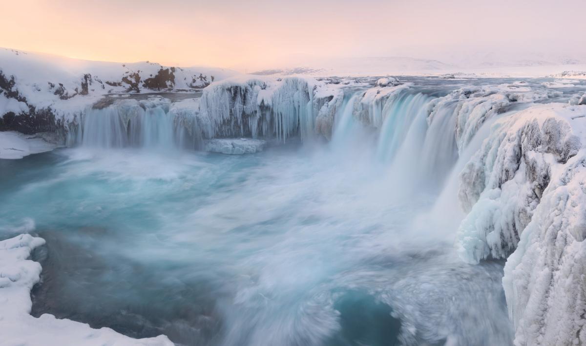 The Weather in Iceland: Temperatures, Regional Patterns & More