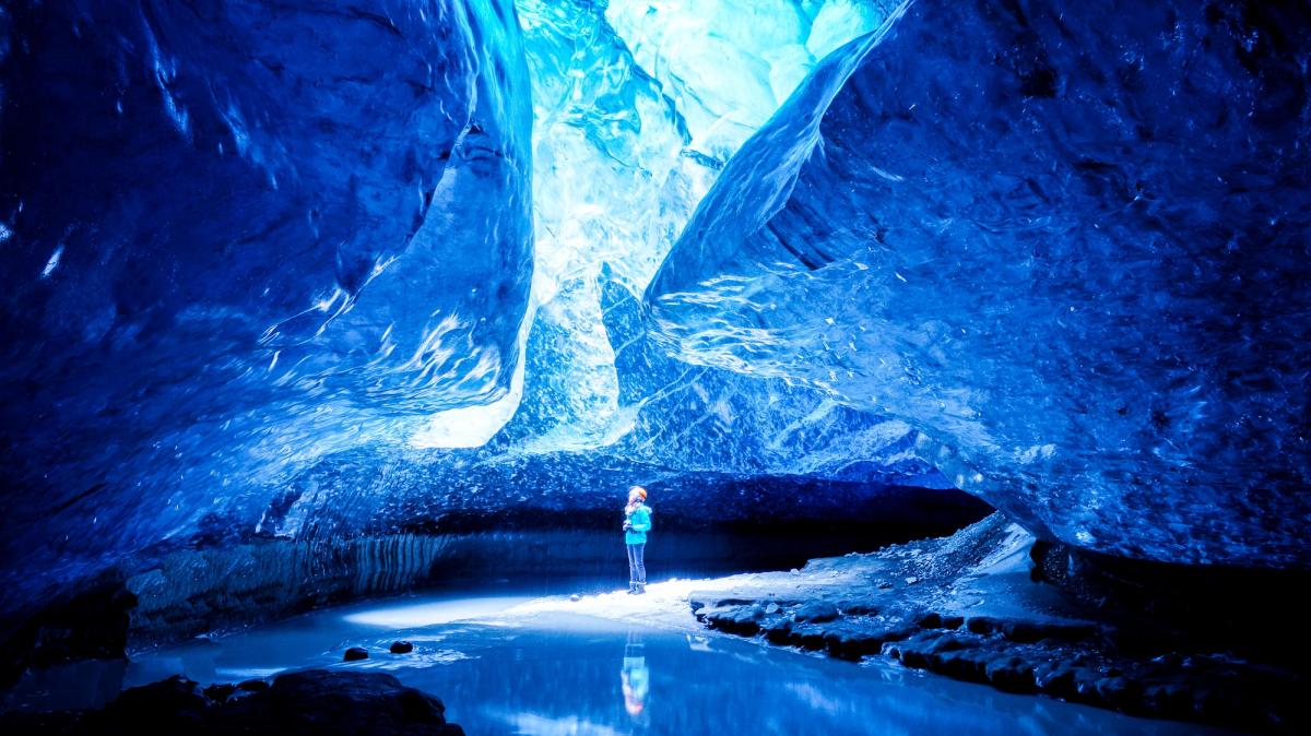 Weather in Iceland in February: Complete Guide for 2026