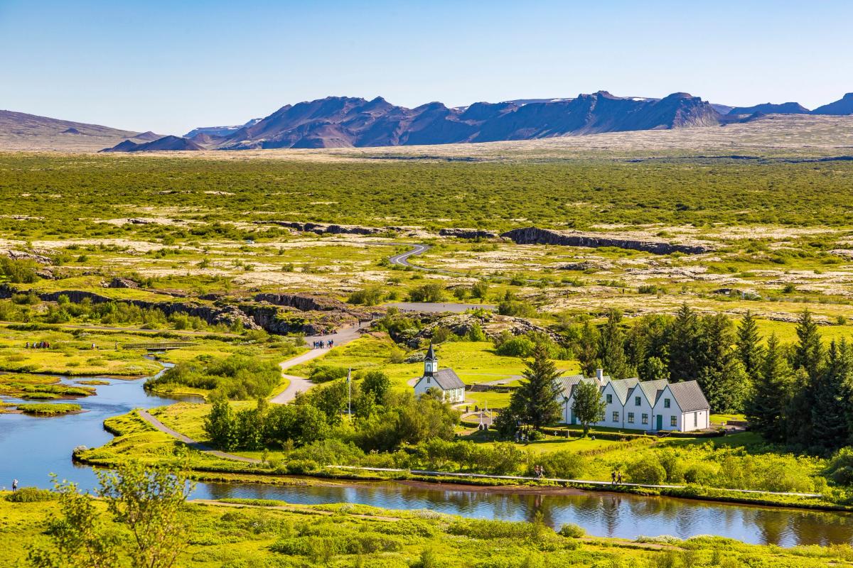 April in Iceland: Full Guide for the Perfect Trip