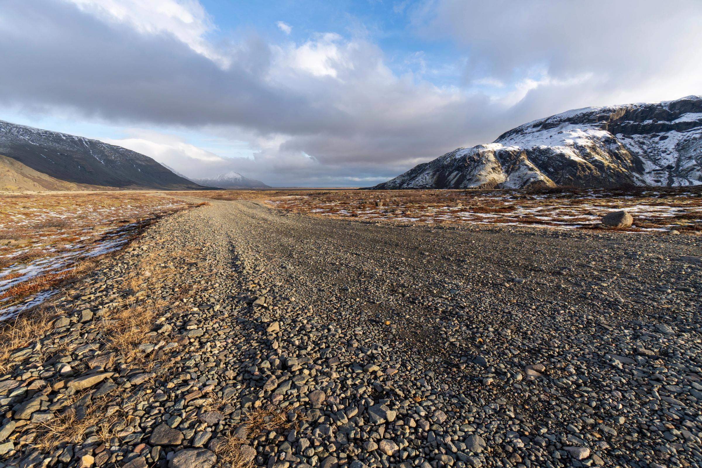 Hoffell Hot Tubs Travel Guide: Relaxing in Southeast Iceland