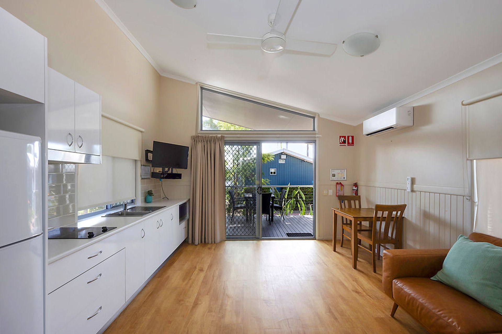 Brunswick Heads Deluxe Cabin - 2 Guests | Reflections Holidays