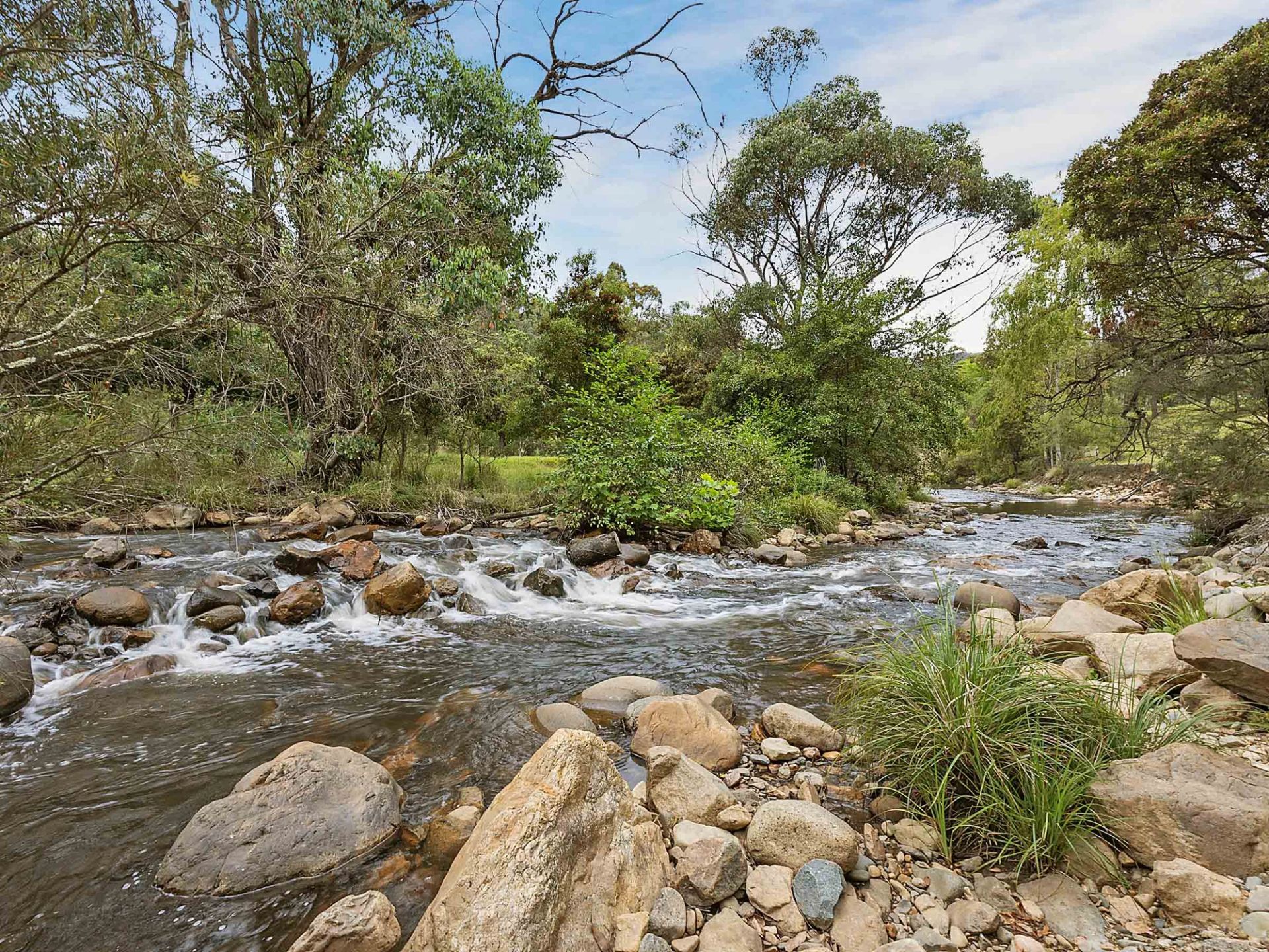 Accommodation Options | Wee Jasper Holiday & Caravan Park | Reflections ...