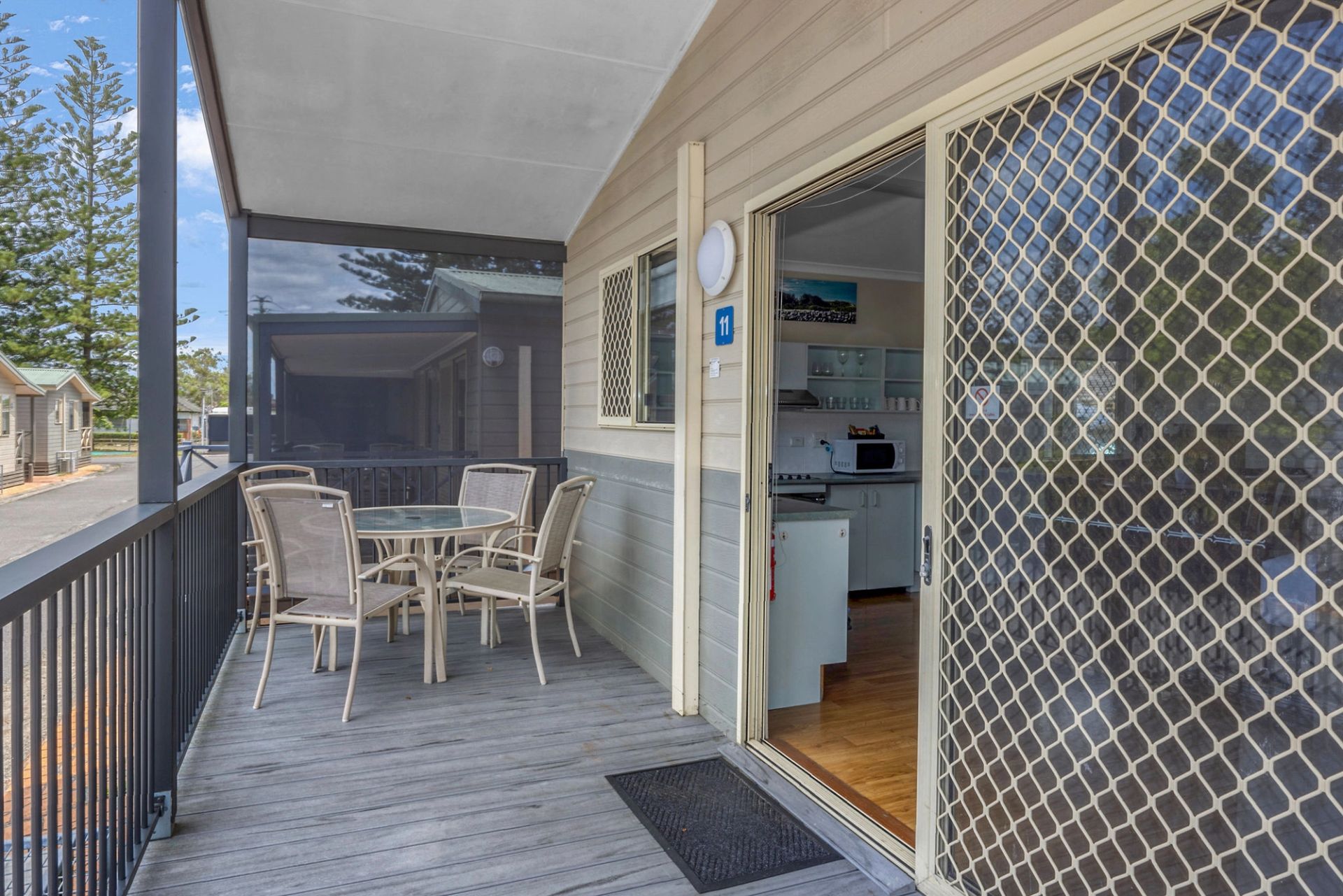 Deluxe Cabin Accessible – Sleeps 4 – Dog Friendly | Tuncurry Holiday ...